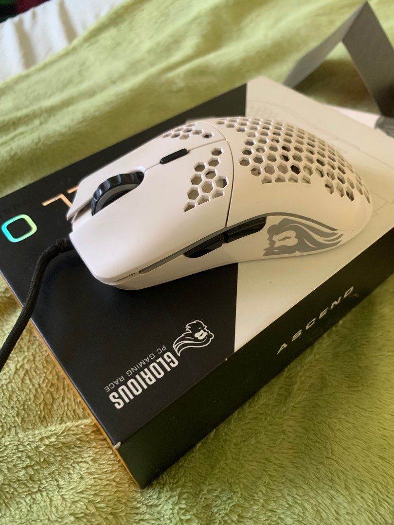Glorious Model O (2021) Wired gaming mouse minus, Computers & Tech ...