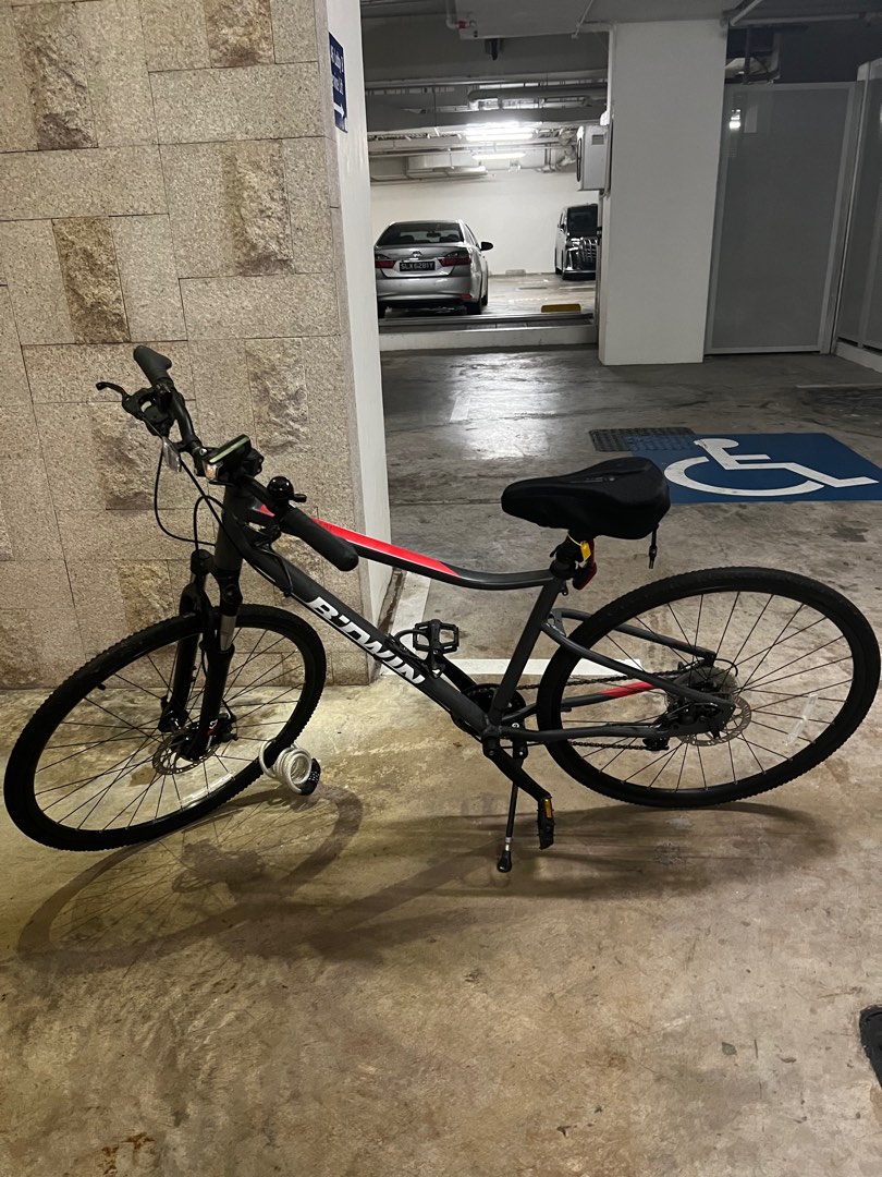 Hybrid bike Riverside 500 cycle with accessories, Sports Equipment ...