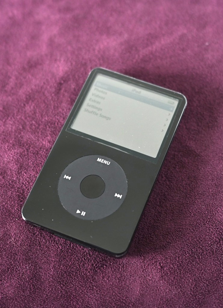 iPod 256 GB Mod 5th gen, Audio, Portable Music Players on Carousell