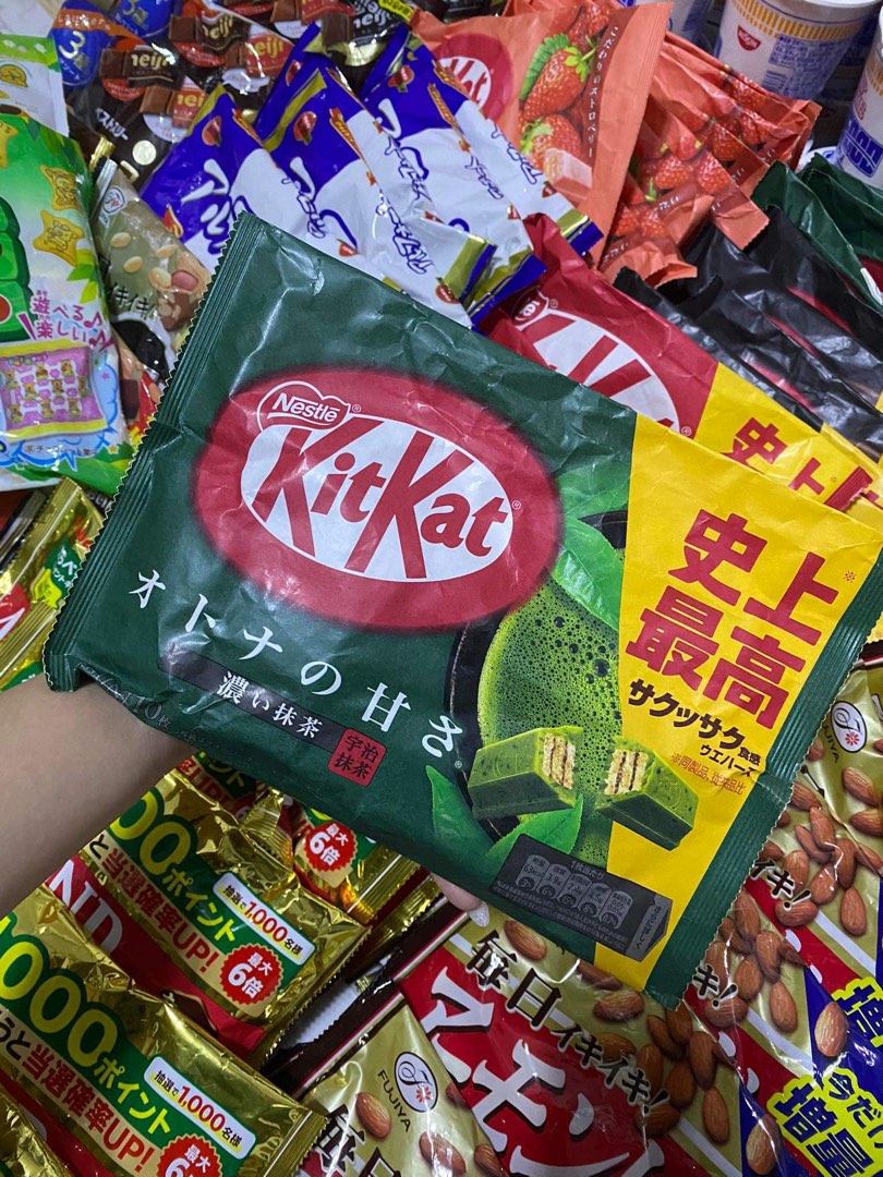 Kitkat matcha/orig/dark, Food & Drinks, Other Food & Drinks on Carousell