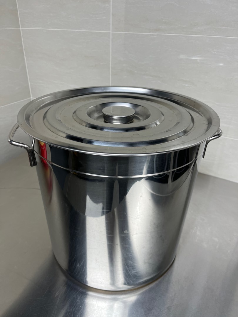 Large Stainless-steel pots, Furniture & Home Living, Kitchenware ...