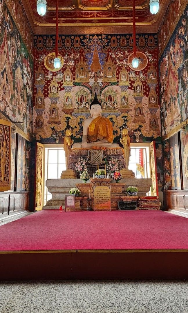 LP Tim Wat Phra Kao Main Hall Buddha Roop Lor BE2547, Hobbies & Toys ...