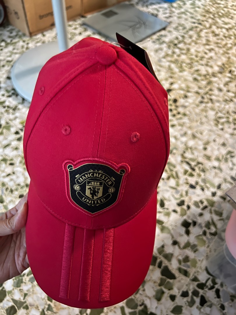 Manchester United cap, Men's Fashion, Watches & Accessories, Caps ...