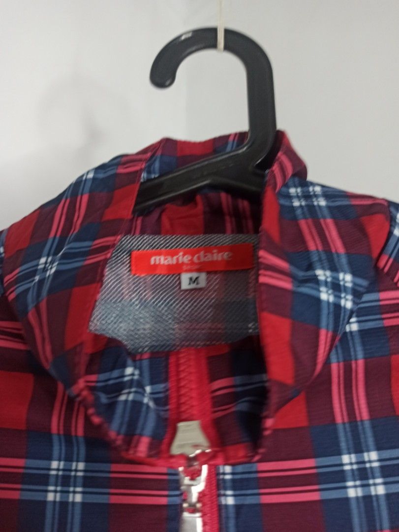 Marie Claire Sport Checker Red (Can be Polo and No Hood, Men's Fashion ...