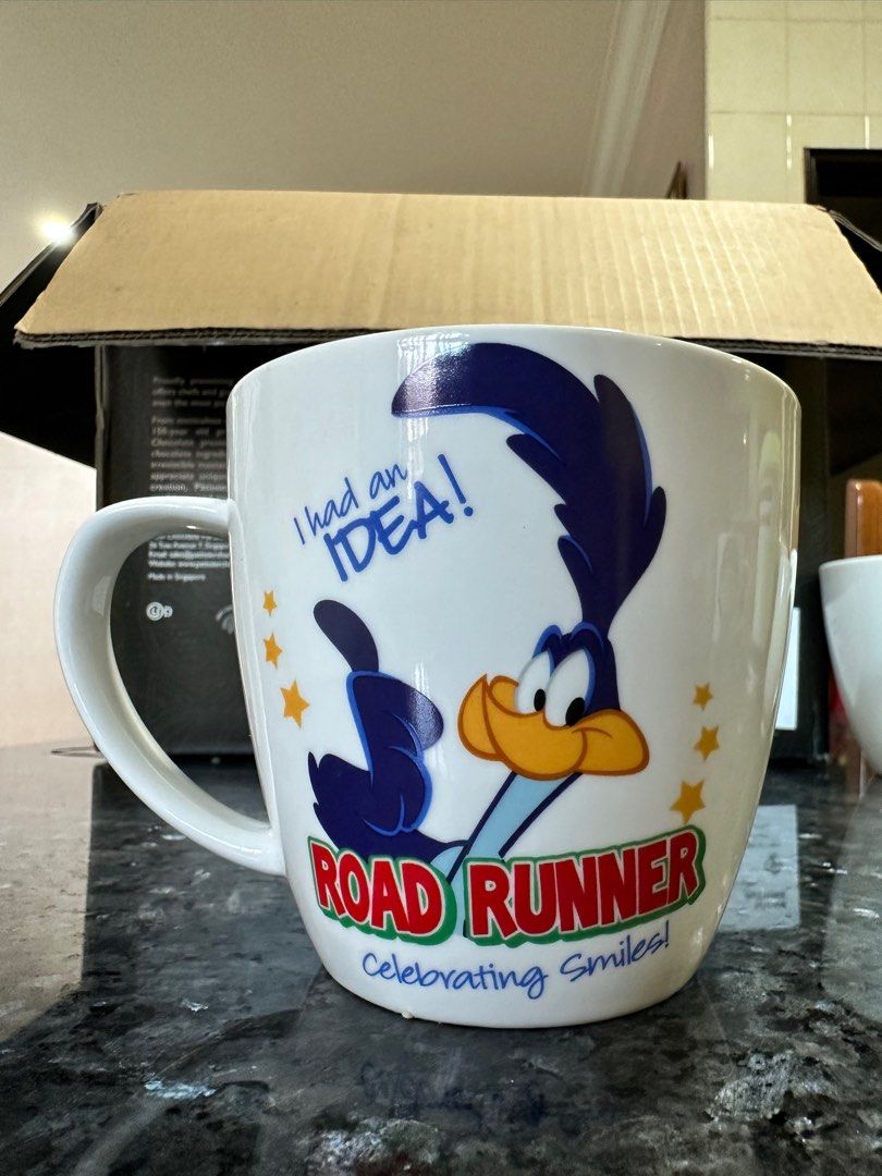 Mugs Cawan Road Runner, Hobbies & Toys, Collectibles & Memorabilia ...