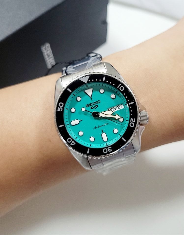 ORIGINAL SEIKO WOMEN TEAL COLOR, Women's Fashion, Watches & Accessories ...