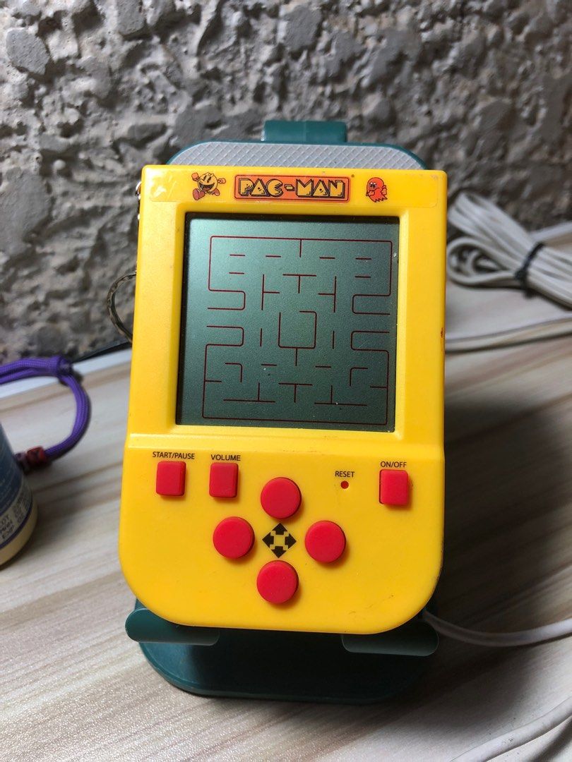Pacman break game video game, Hobbies & Toys, Toys & Games on Carousell