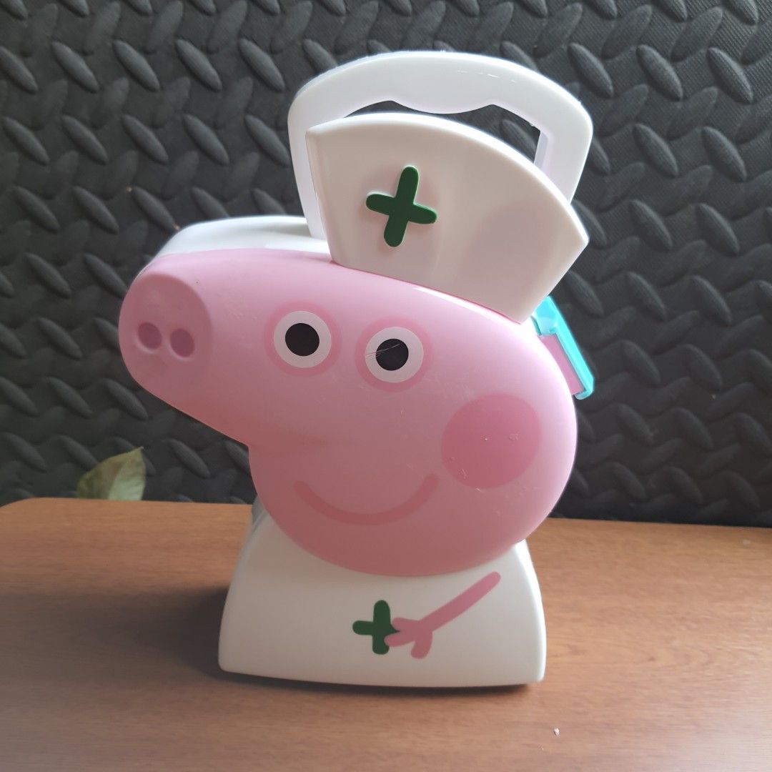 Peppa pig doctor set, Hobbies & Toys, Toys & Games on Carousell