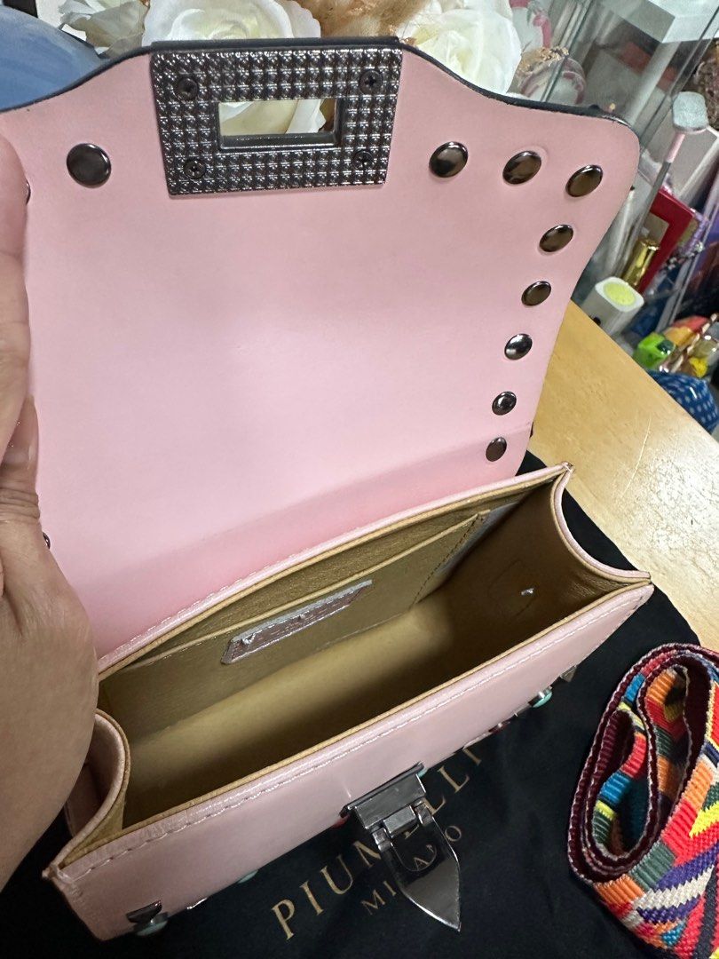 Piumelli milano, Luxury, Bags & Wallets on Carousell