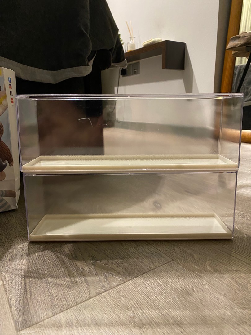 Popmart/ Figurine container in white, Hobbies & Toys, Toys & Games on ...