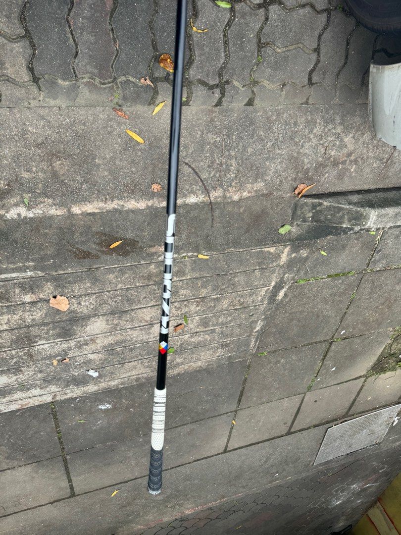 Project X gen 4 shaft, Sports Equipment, Sports & Games, Golf on Carousell