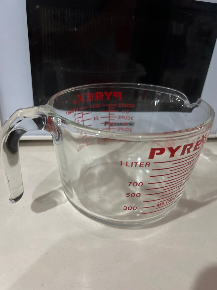 Pyrex measuring cup, Furniture & Home Living, Kitchenware & Tableware ...