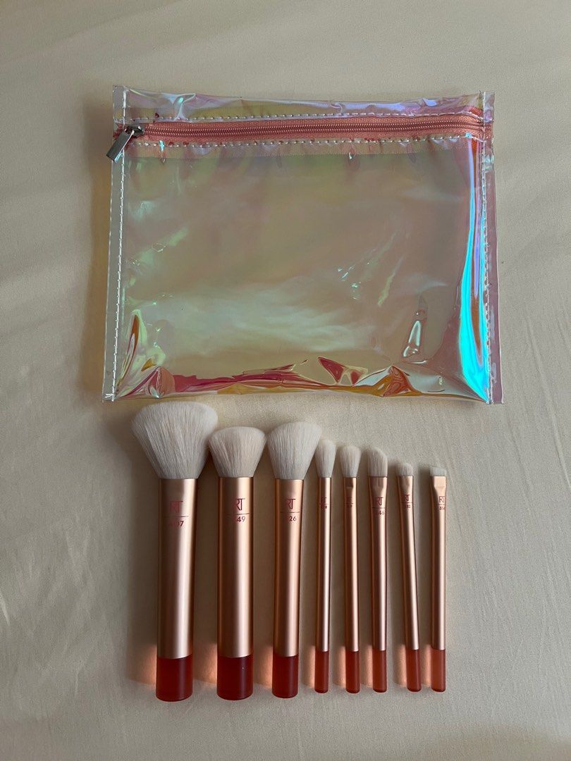 Real Techniques The Wanderer Brush Kit, Beauty & Personal Care, Face ...