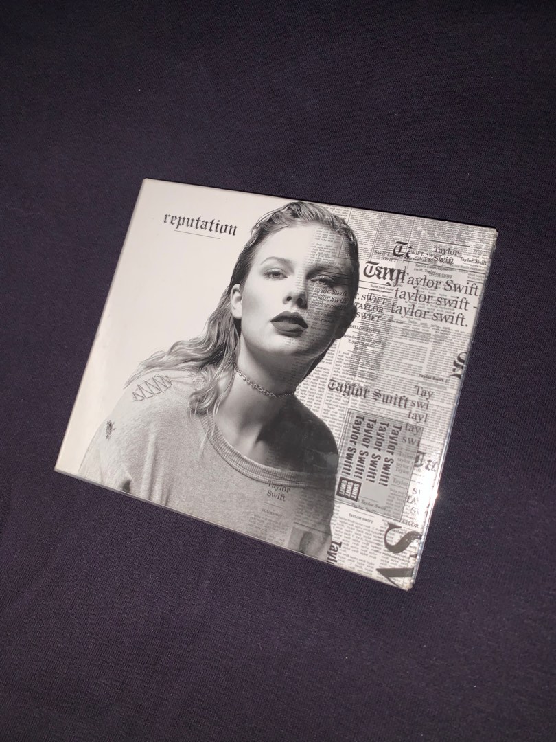 reputation (Taylor Swift CD with signed poster), Hobbies & Toys, Music ...