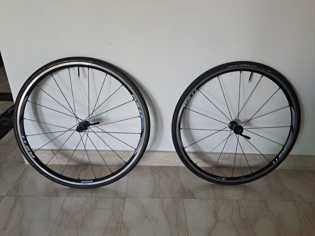 Shimano RS-11 rim brake wheelset for road bike (tyres and tubes ...
