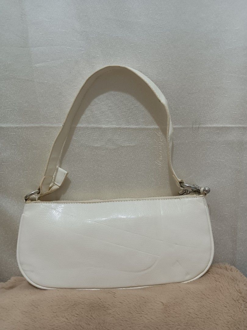 Small size bag Urban, Women's Fashion, Bags & Wallets, Shoulder Bags on ...