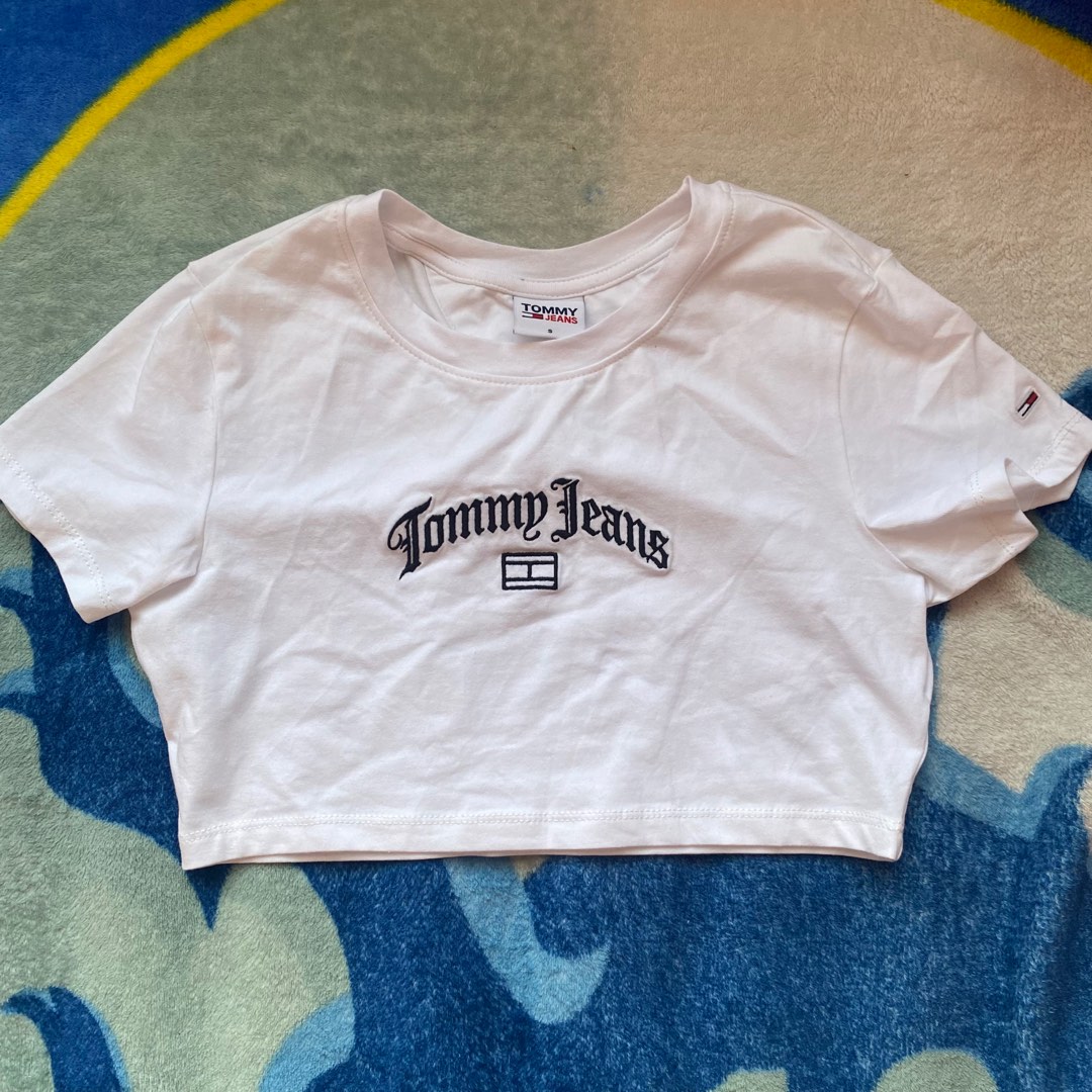TOMMY JEANS CROP TOP, Women's Fashion, Tops, Others Tops on Carousell