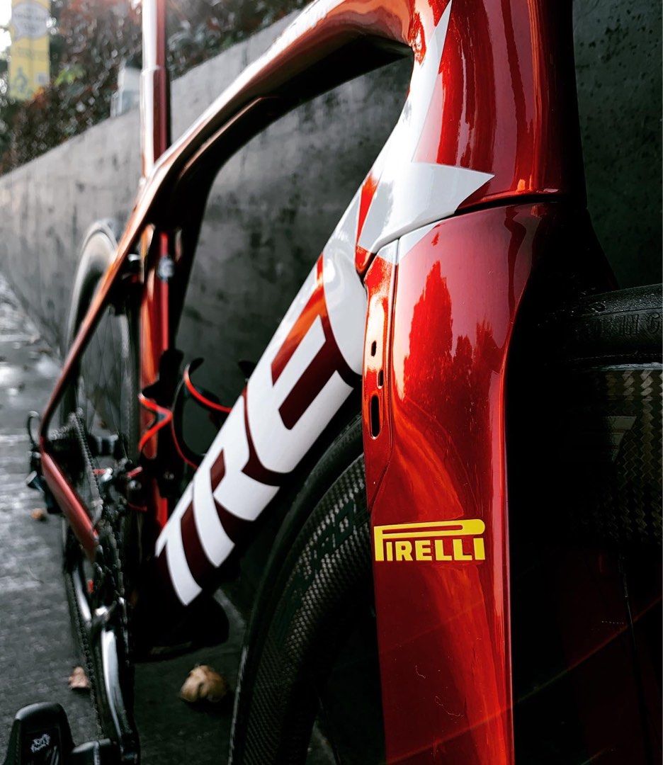 Trek Madone SLR 8 (Frameset) Rim Brake, Sports Equipment, Bicycles ...