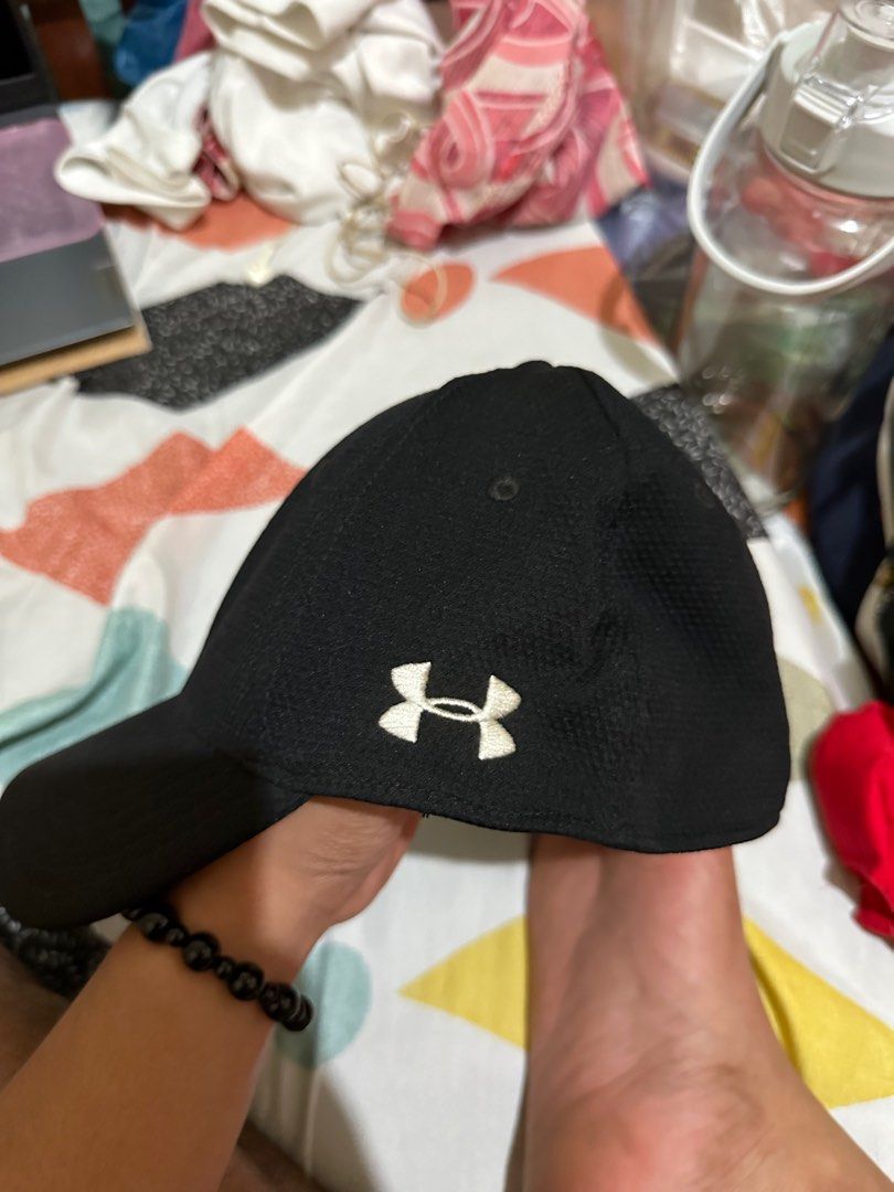 Under armor side logo cap, Men's Fashion, Watches & Accessories, Caps ...