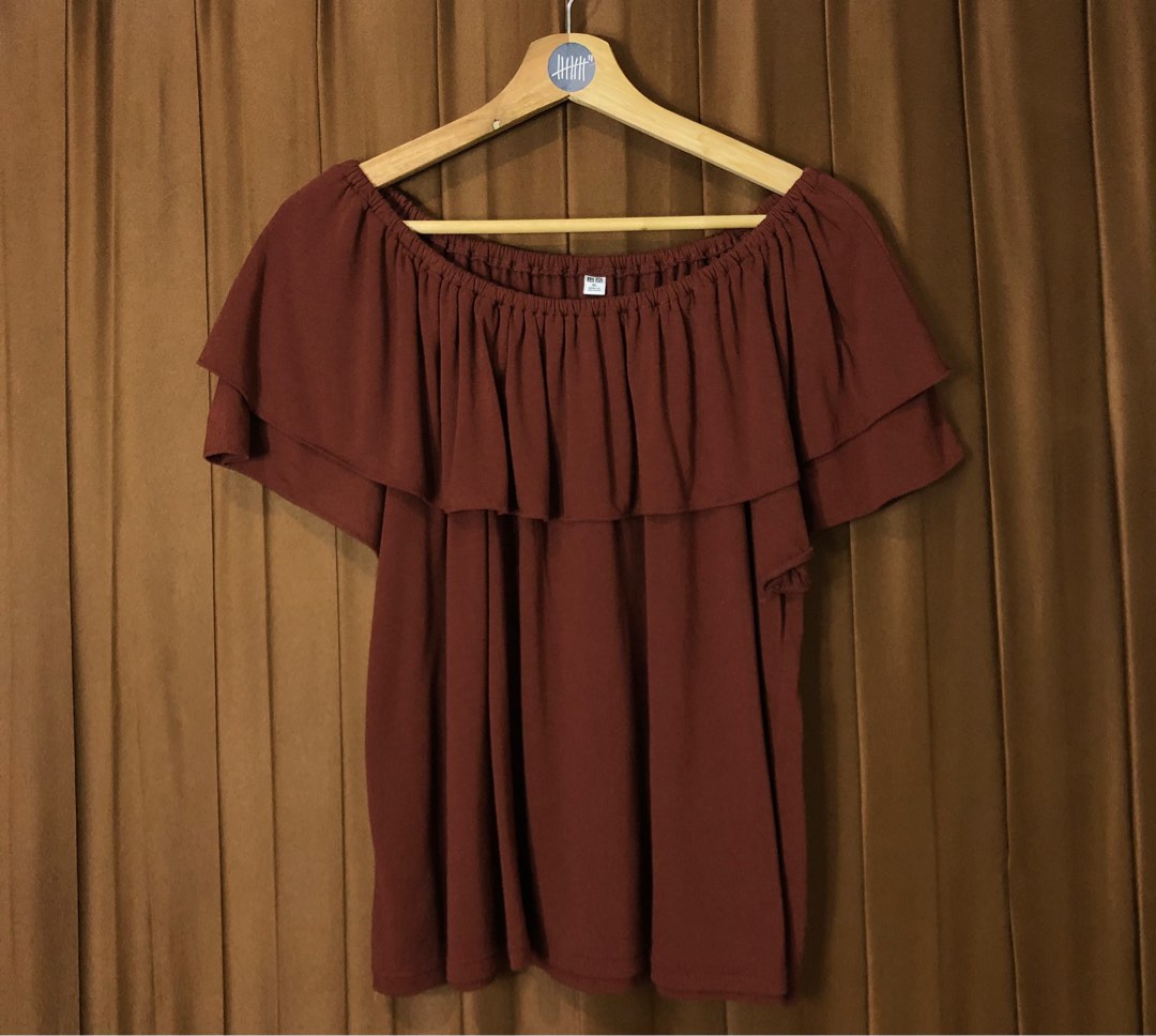 Uniqlo 2-Way Off Shoulder (Women’s), Women's Fashion, Activewear on ...