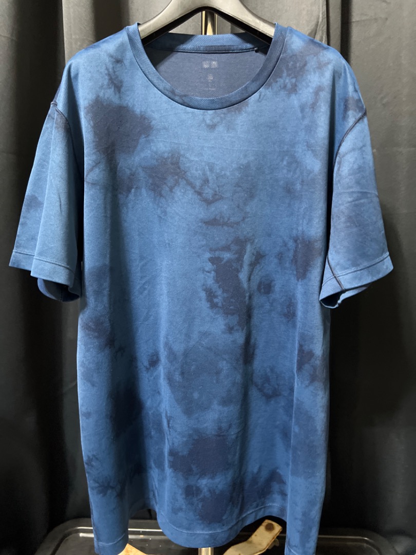 Uniqlo Dri-fit Shirt, Men's Fashion, Activewear on Carousell