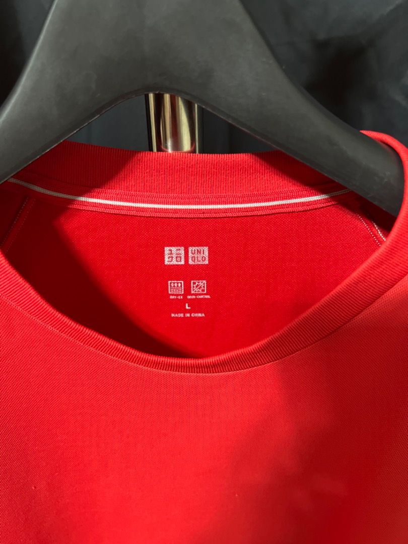 Uniqlo Mens Dri-fit Shirt, Men's Fashion, Activewear on Carousell