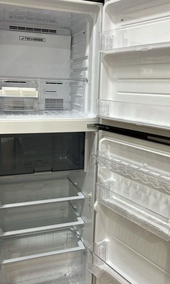 Used Sharp Refrigerator SJ285MSS, TV & Home Appliances, Kitchen ...