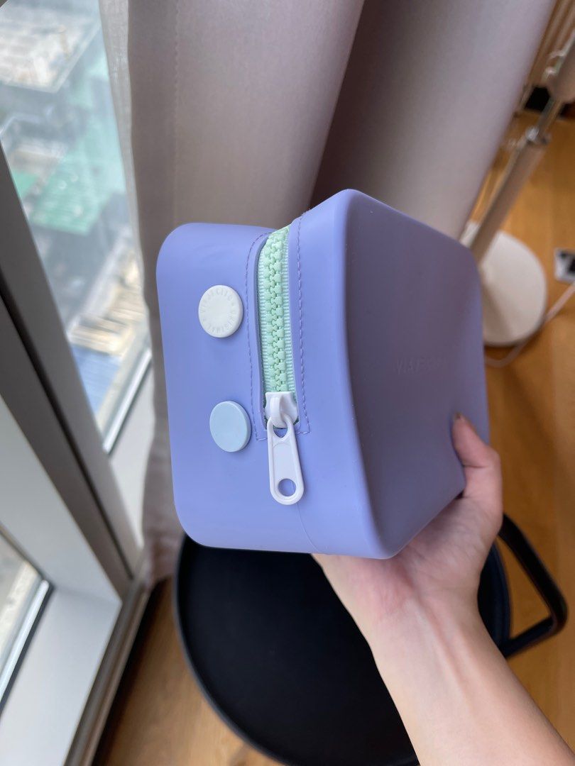 Viajecito Classic Splashkit in Periwinkle w/ Popcorn Cosmetic strap ...