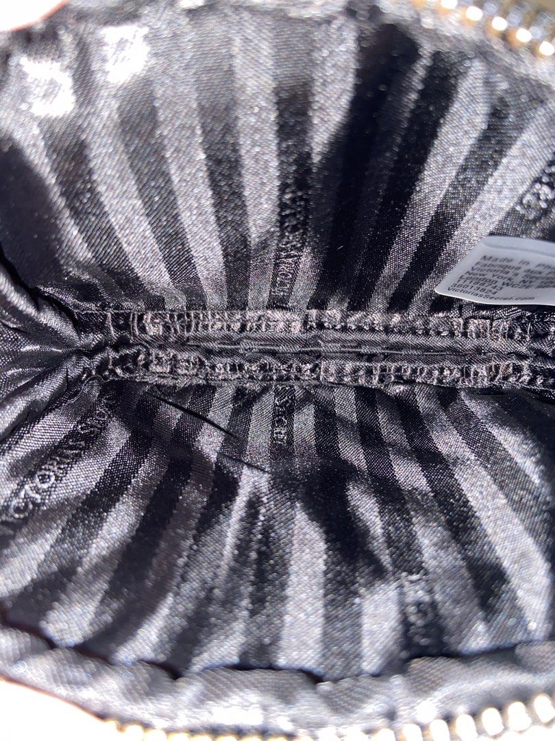 Victoria's Secret The Victoria Essential Pouch, Women's Fashion, Bags ...