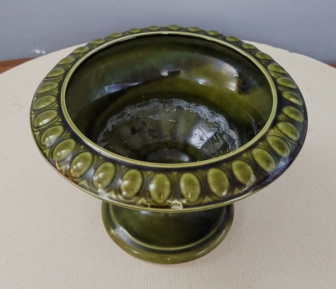 Vintage Holkham pottery planter vase footed, Furniture & Home Living ...