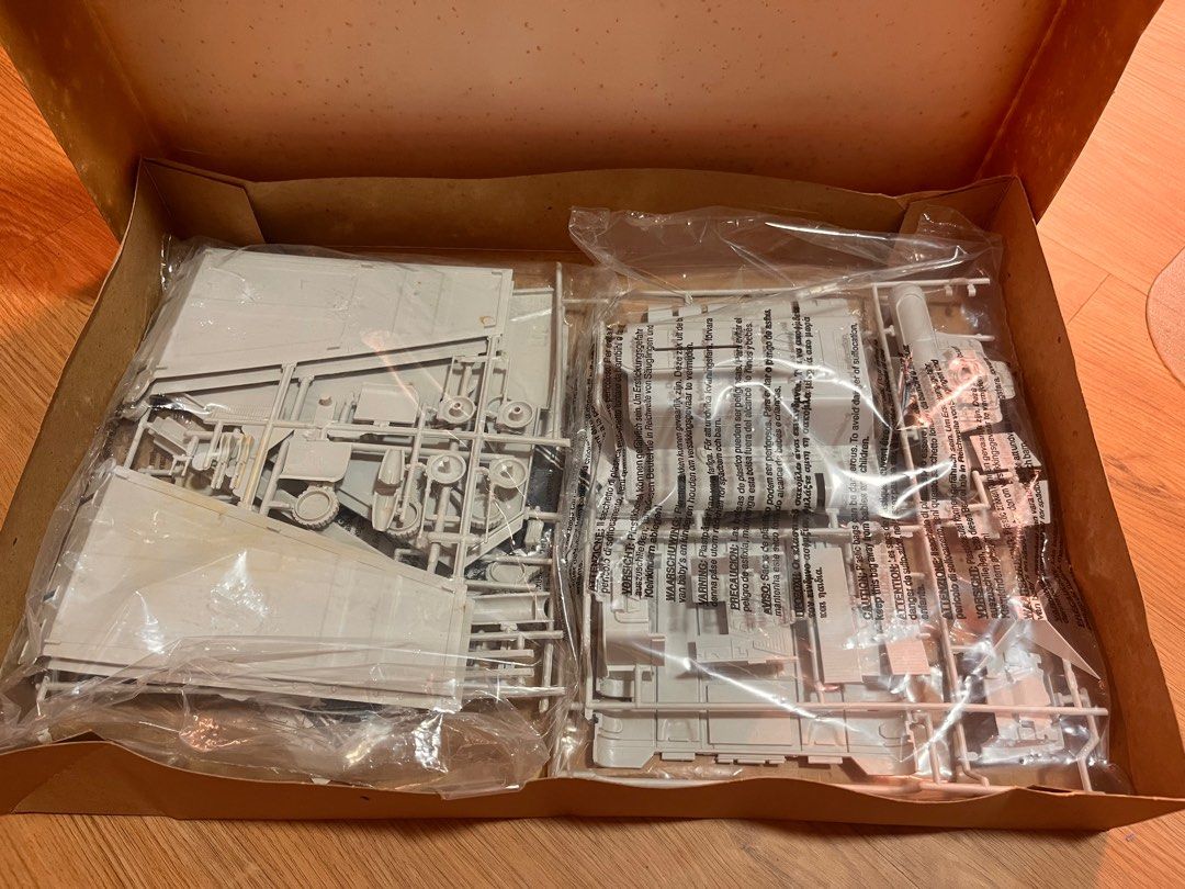 Vintage MPC model Kit ROTJ Shuttle Tydirium, Hobbies & Toys, Toys ...
