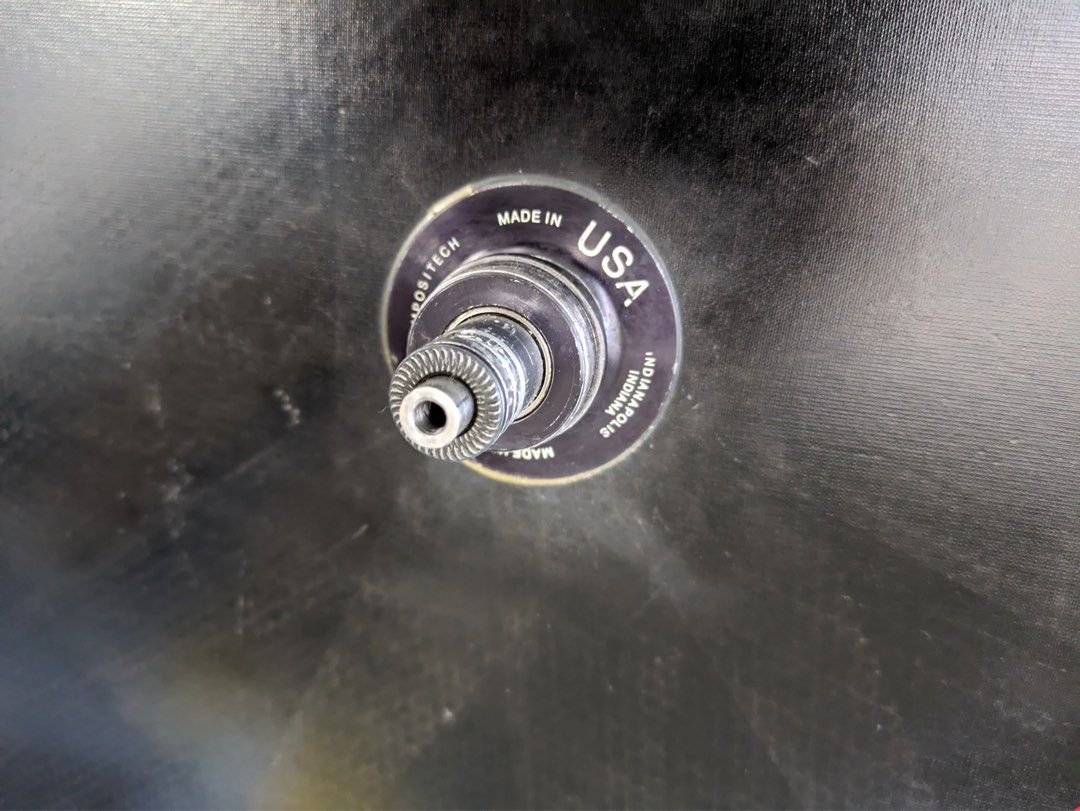 Zipp 950 Track Rear disc wheel, Sports Equipment, Bicycles & Parts ...