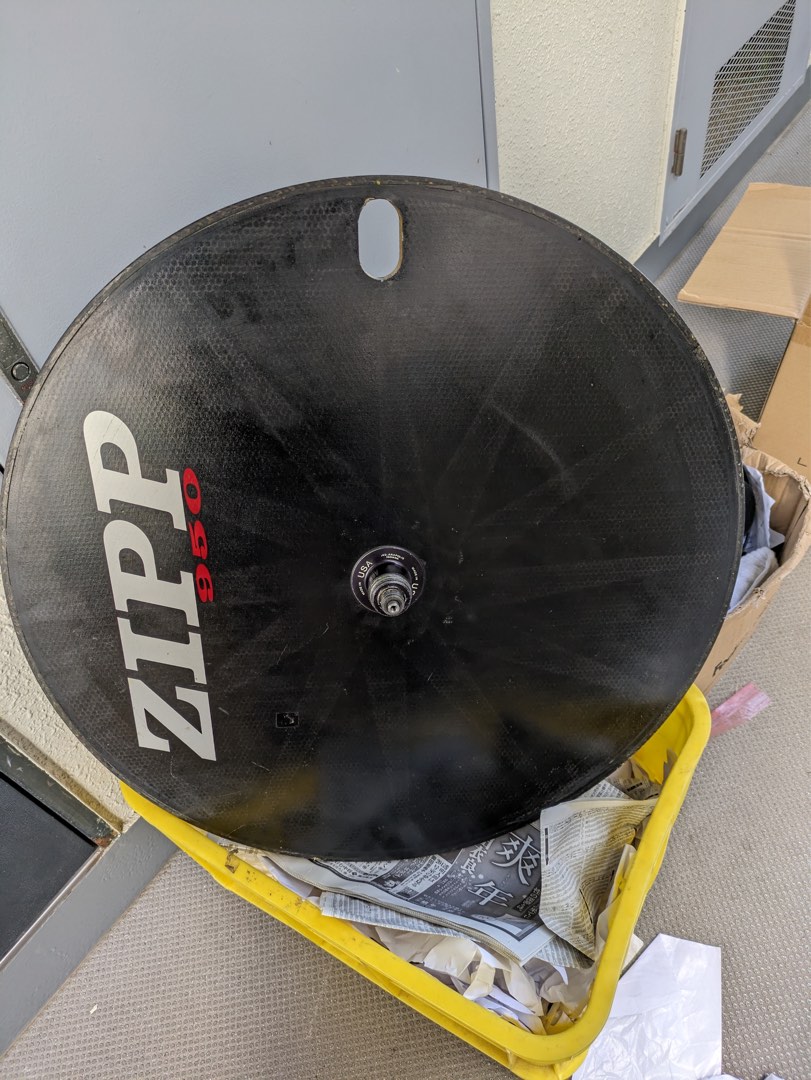 Zipp 950 Track Rear disc wheel, Sports Equipment, Bicycles & Parts ...