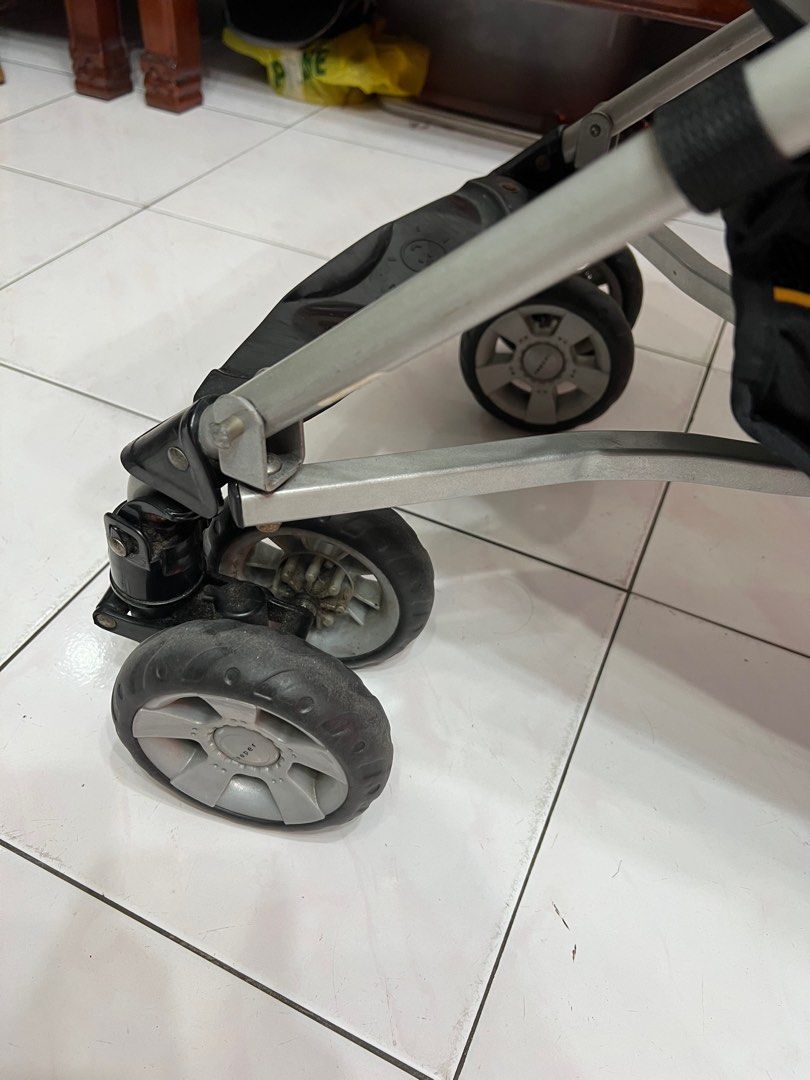 Zooper baby stroller, Babies & Kids, Going Out, Strollers on Carousell