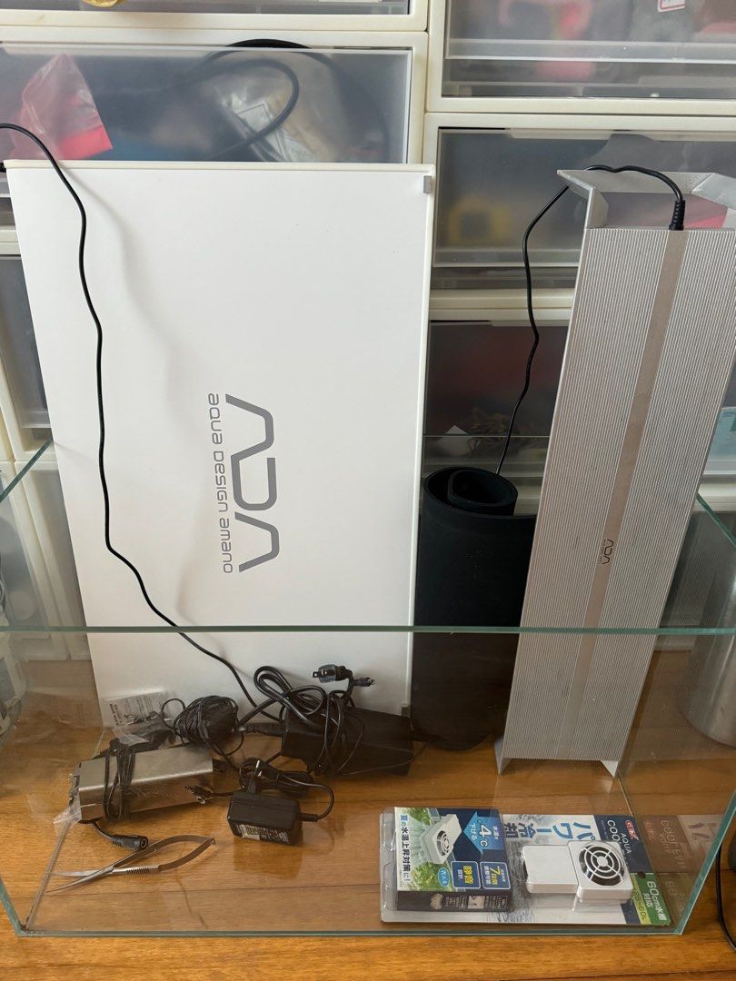 ADA light, lightboard, ADA Vuppa 2 skimmer, ANS 60L tank, Oase filter ...