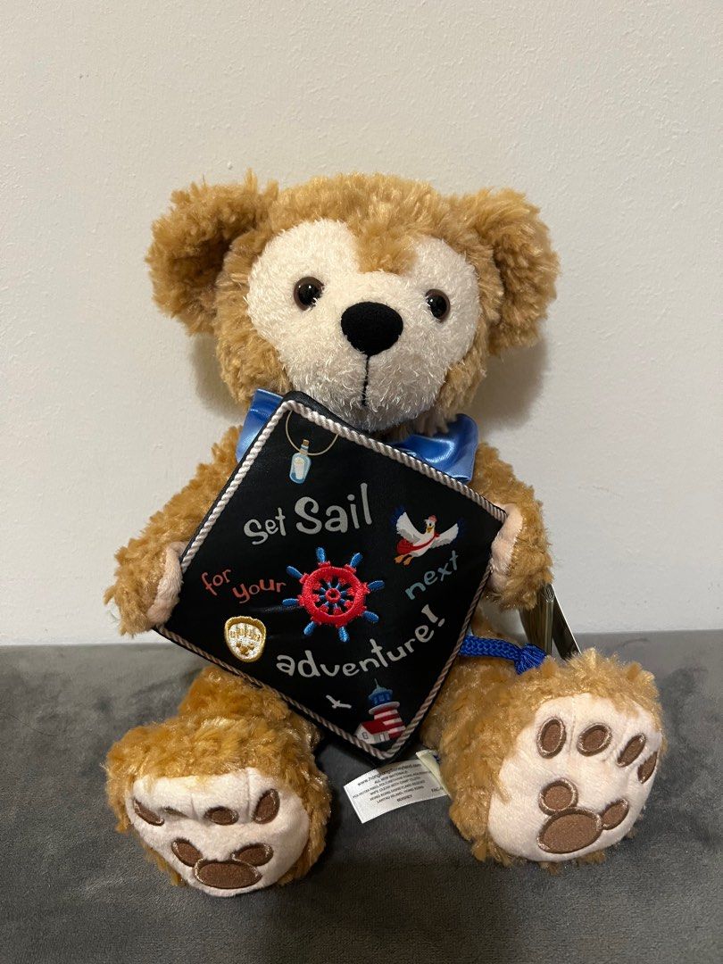 Authentic Duffy Graduation Bear from Hong Kong Disneyland, Hobbies ...