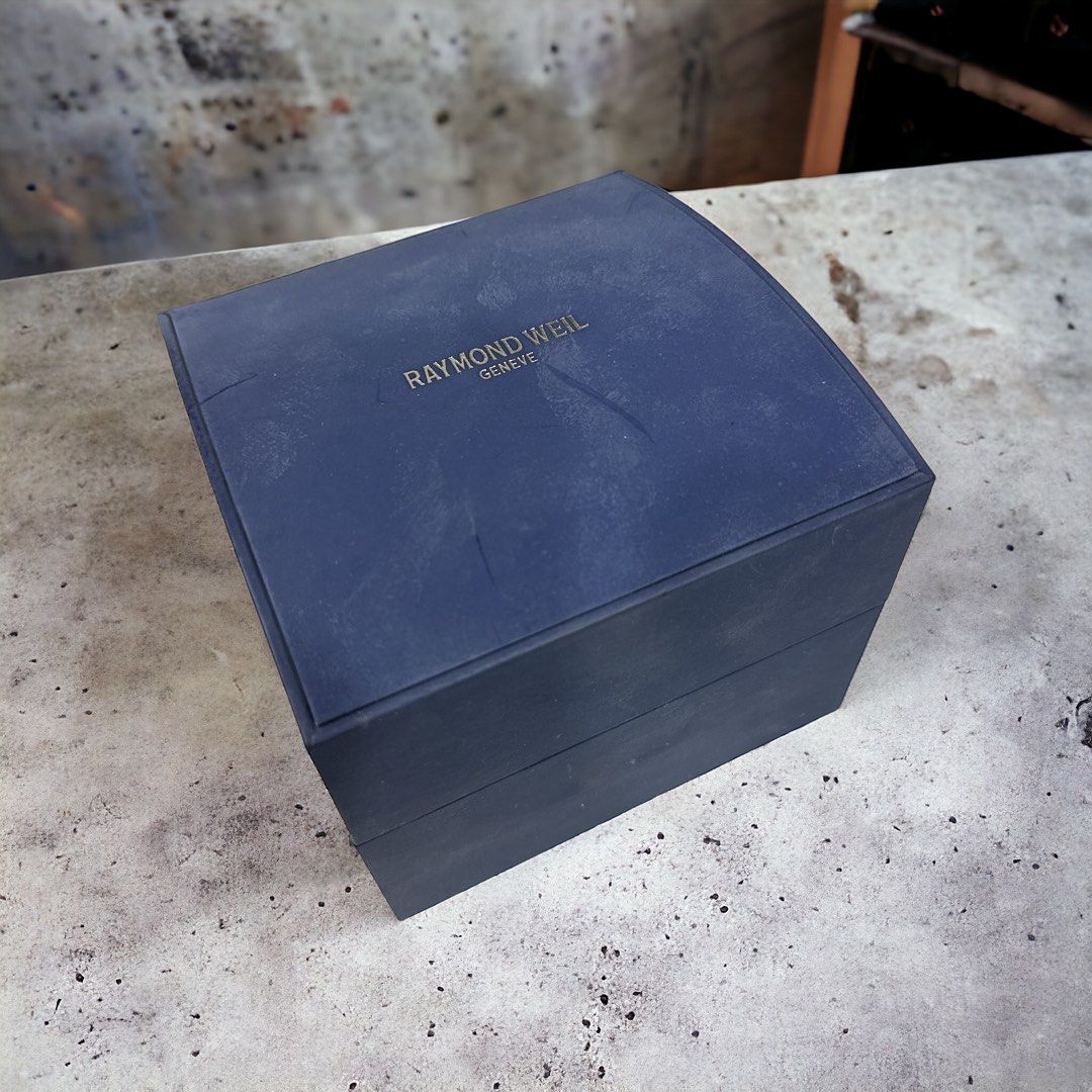 Authentic Raymond Weil Box NOS, Luxury, Watches on Carousell