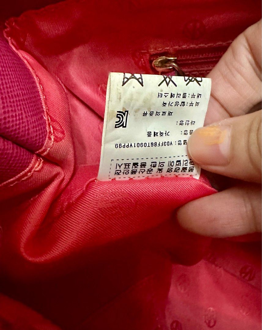 Authentic Vincis Bench, Luxury, Bags & Wallets on Carousell