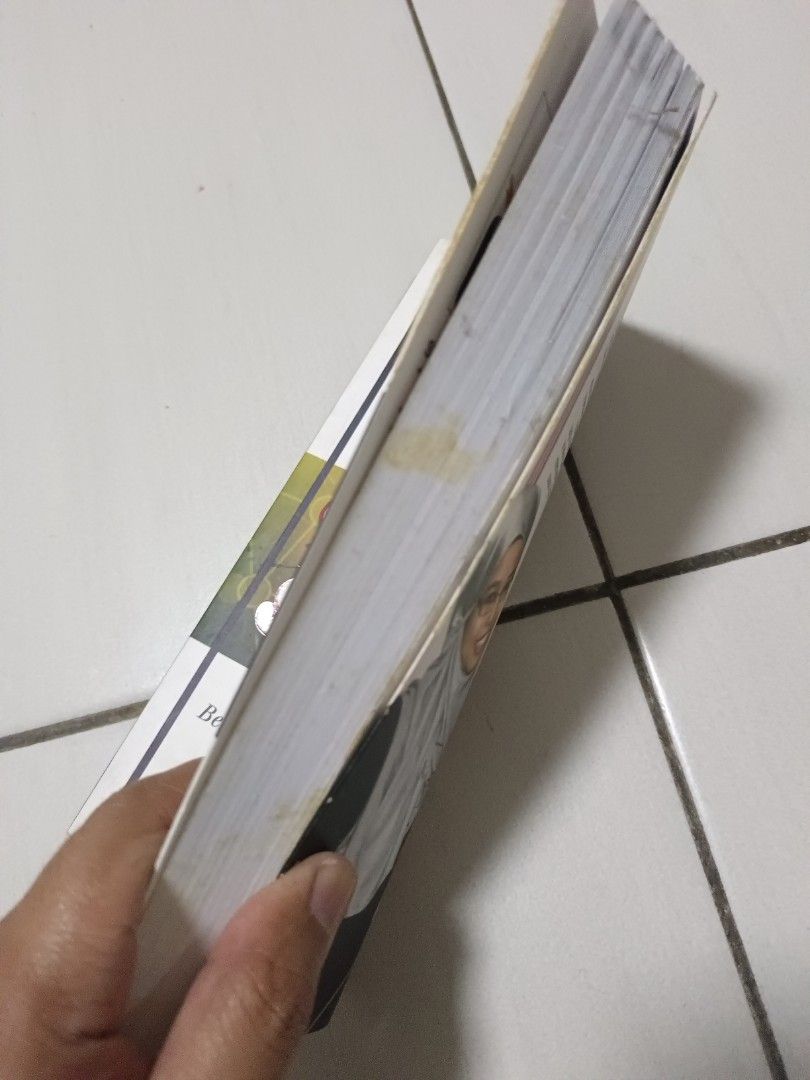 Bank Susu 2000oz, Hobbies & Toys, Books & Magazines, Textbooks on Carousell