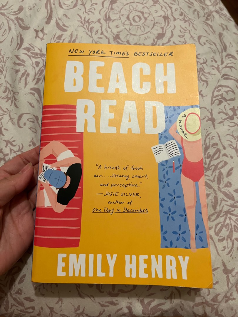 Beach Read book by Emily Henry, Hobbies & Toys, Books & Magazines ...