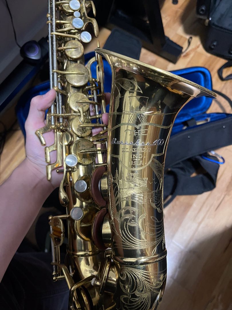 Buescher Top Hat & Cane Alto Saxophone (Overhauled), Hobbies & Toys ...