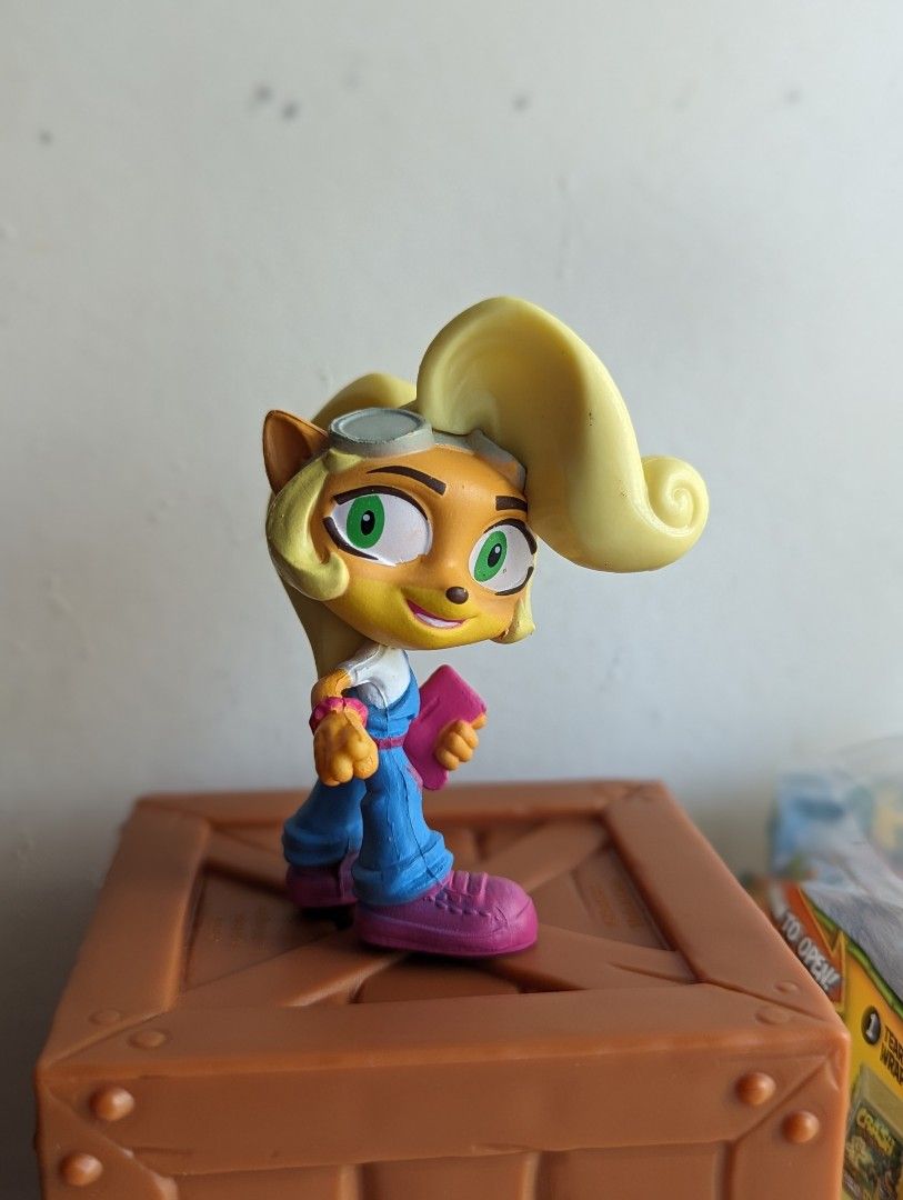 Coco Crash Bandicoot Smash Surprise Box Blind Box Mystery Box, Hobbies ...