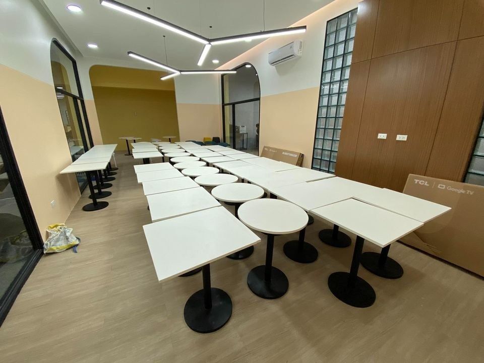 Customize Pantry Table/Canteen Table/ Restaurant Table, Furniture ...