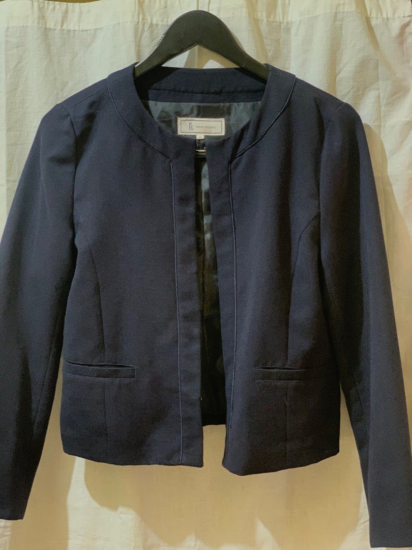 Dark Blue Blazer, Women's Fashion, Coats, Jackets and Outerwear on Carousell