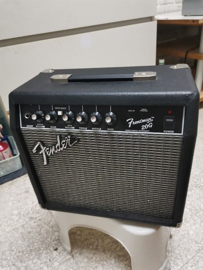 Fender guitar amp 20G Frontman, Hobbies & Toys, Music & Media, Musical ...