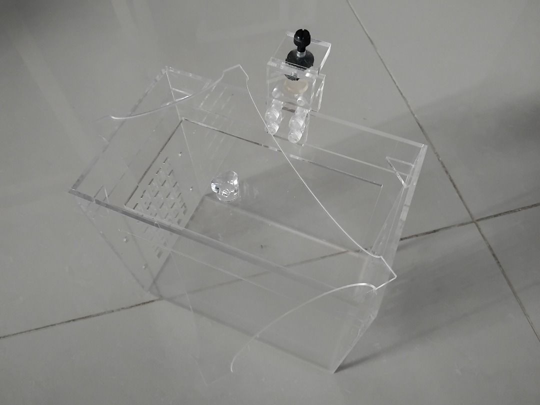 Fish holding chamber, Pet Supplies, Homes & Other Pet Accessories on ...