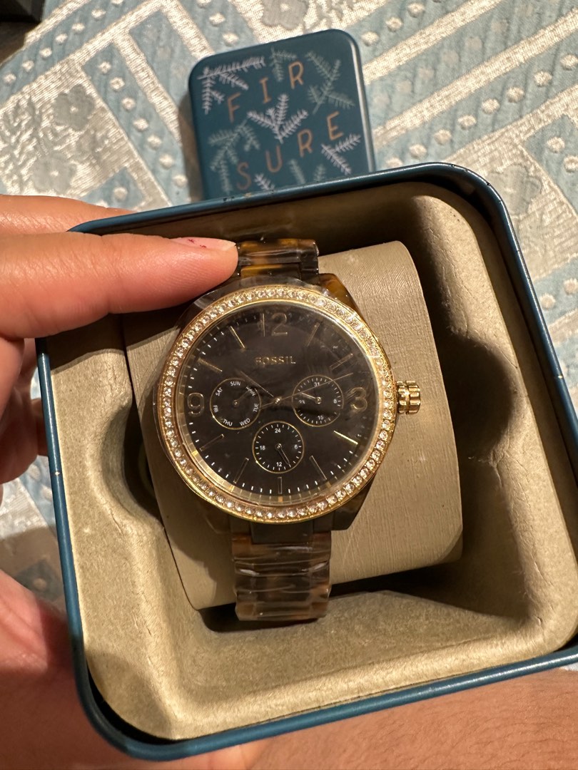 Fossil ladies watch black dial diamonds bezel, Women's Fashion, Watches ...