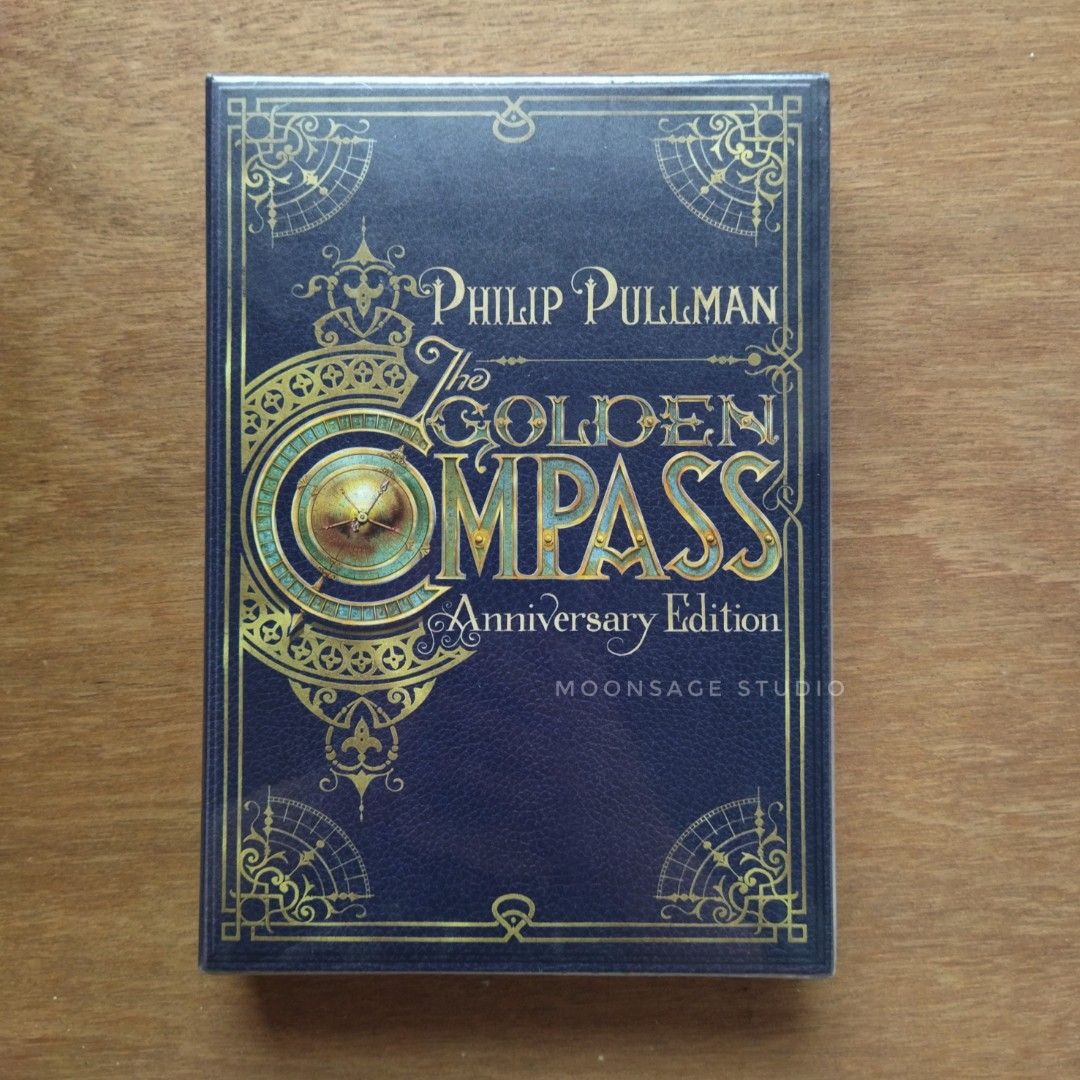Golden compass - philip pullman, Buku & Alat Tulis, Buku di Carousell