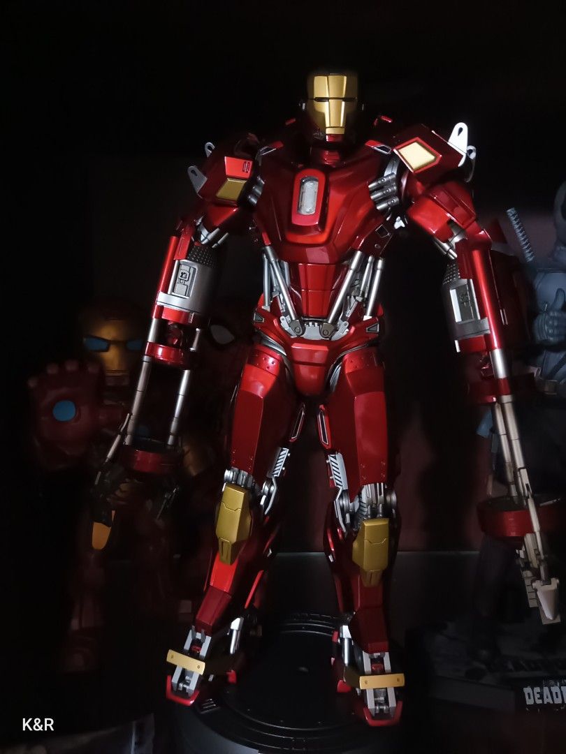 hot toys ironman red snapper, Hobbies & Toys, Toys & Games on Carousell