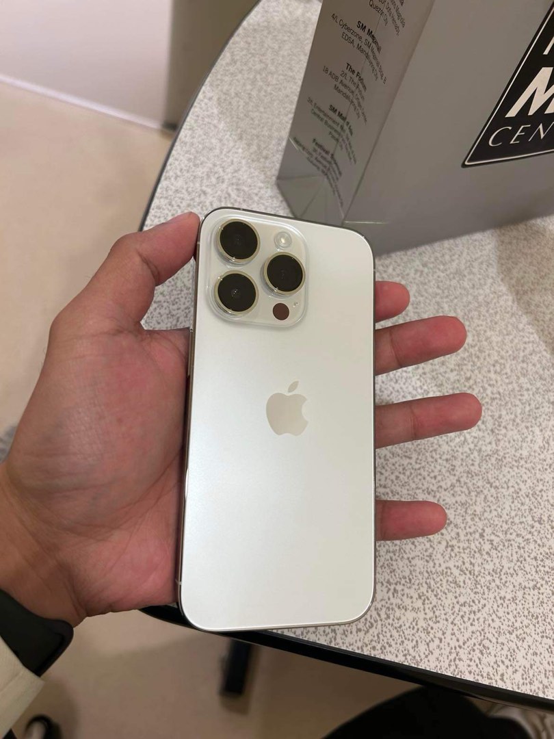 Iphone 14 Pro Silver - Smartlocked 128gb, Mobile Phones & Gadgets ...